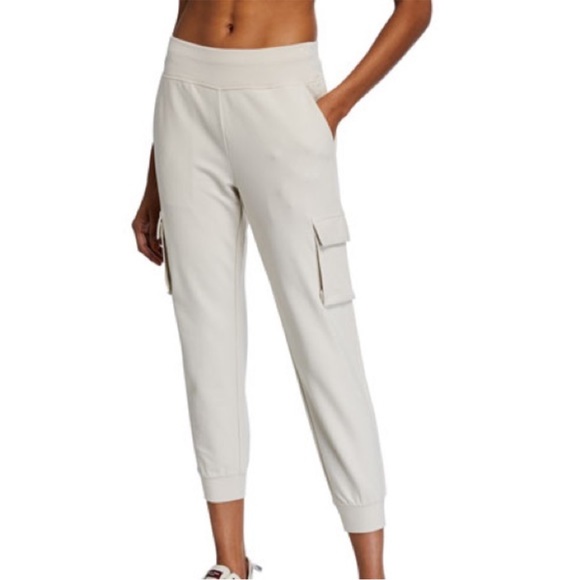 ALO Yoga | Pants & Jumpsuits | Alo Yoga High Rise Cargo Sweat Pant ...